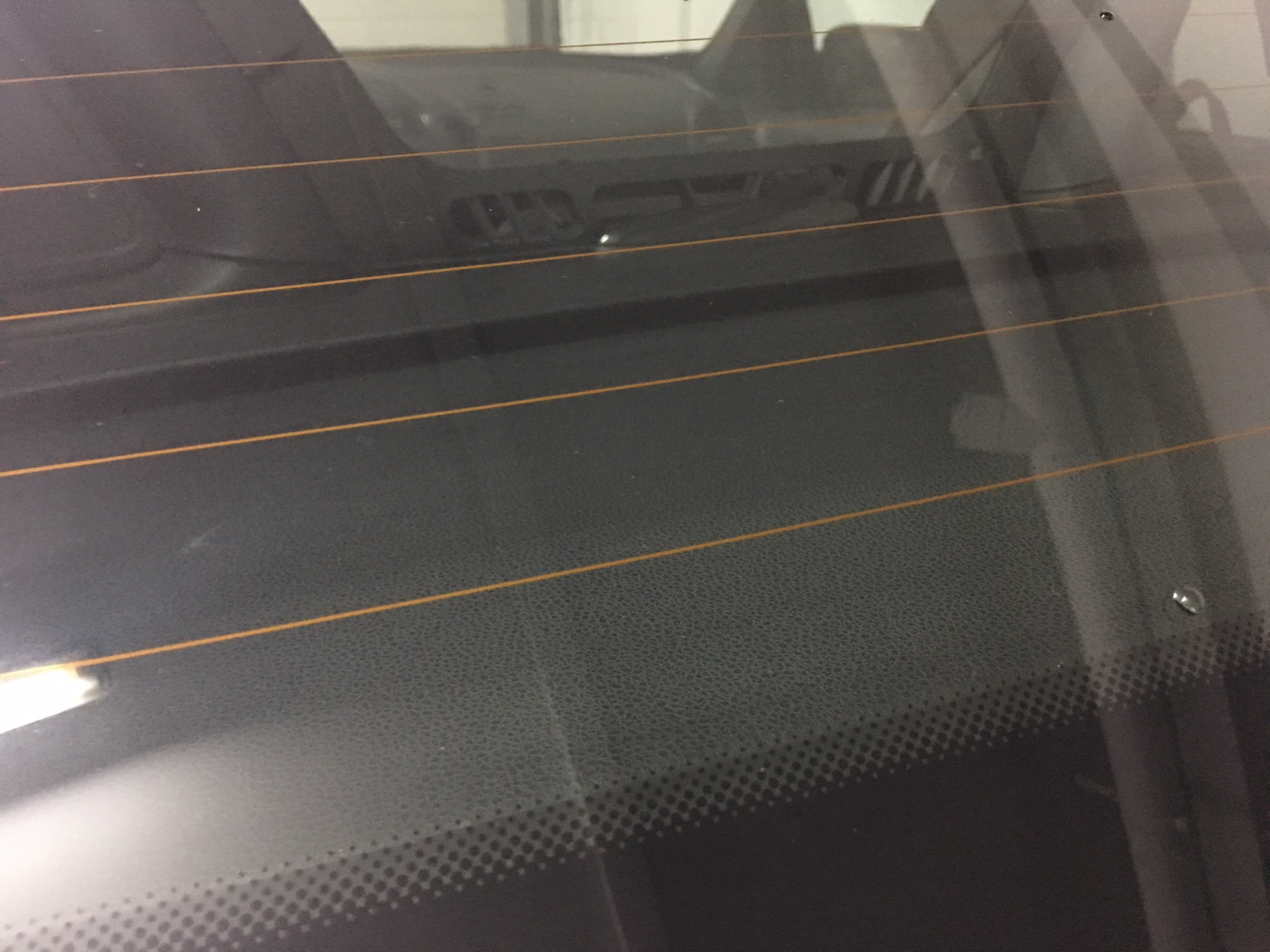 Gap between rear shelf and paneling? | Mercedes SLK World